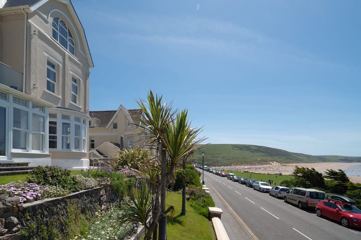 Ocean View Penthouse, Sleeps 4 - Woolacombe