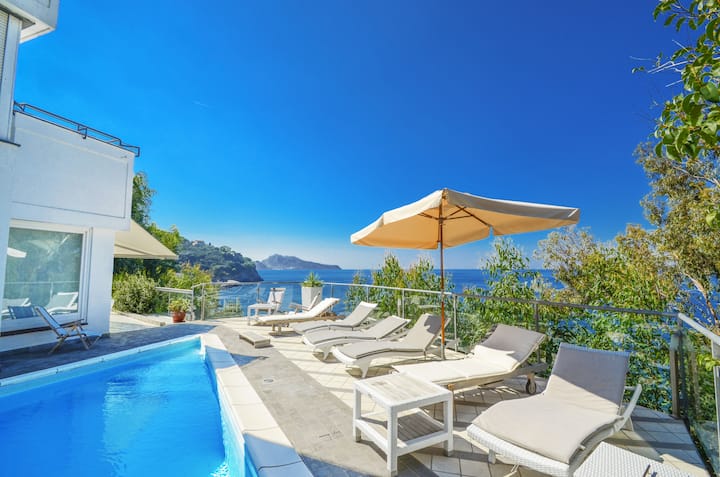 Villa Martina - Private Villa Near Sea And Town - Massa Lubrense