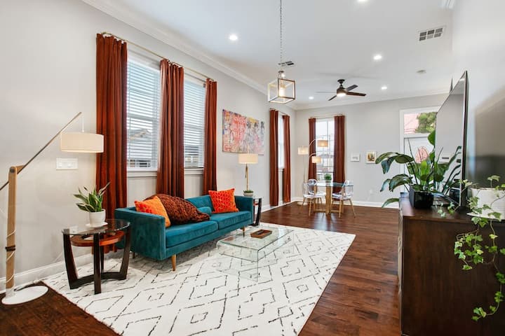 Designer's Dream! 3 Bed/2.5 Bath - New Orleans, LA