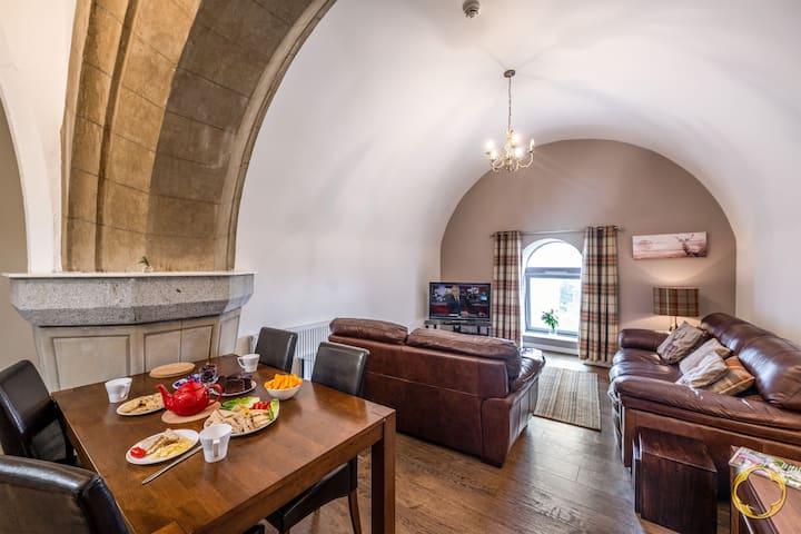 Luxury 2 Bedroom Property On Loch Ness - Fort Augustus