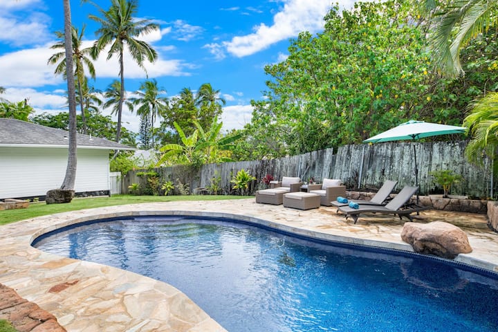 Lanikai Cottage: Charming Tropical Oasis W/private Pool & A/c, Walk To Beach - Kailua, HI