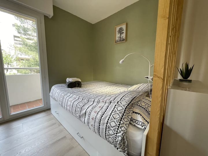 Appartement Cosy - Balcon - Wifi - Parking Privé - Narbonne