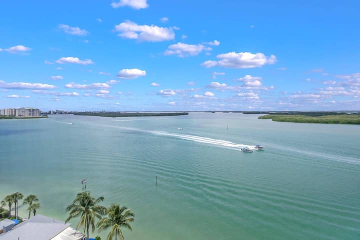 No Resort Fee! Over $150 Of Free Daily Activities! - Bonita Springs, FL