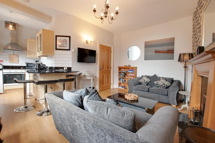 2 Bed In Whitby (Oc-w1028) - Robin Hood's Bay