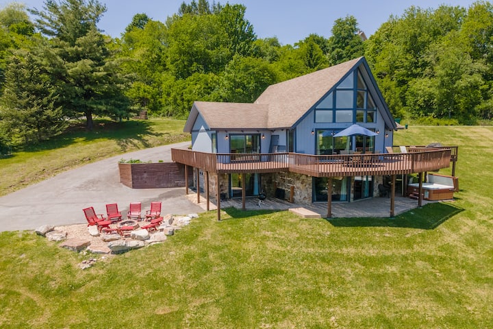 4br | Fireplace | Hot Tub | Pool Table [Moonltvw] - Deep Creek Lake, MD