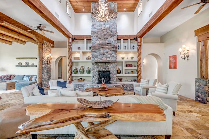 Private & Magical Along The Creek-sleeps 12 - セドナ, AZ