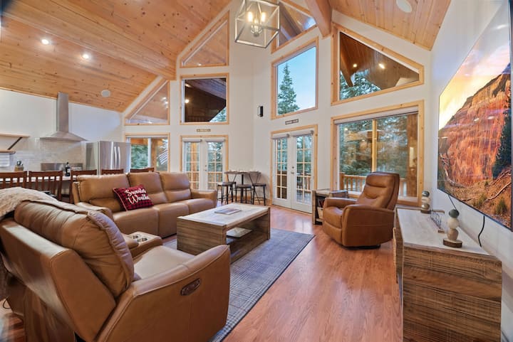 Pet Friendly | Ev Charger| Zion/bryce Hub | Fire-p - Duck Creek Village, UT