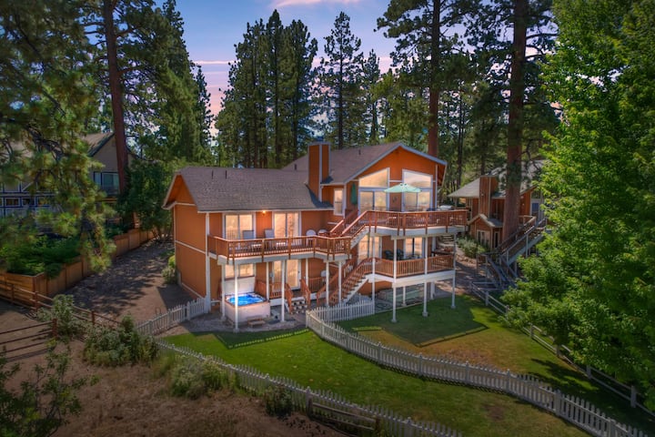 Lux Lakefront! Pool Table! Multiple Decks!bbq! - Big Bear Lake