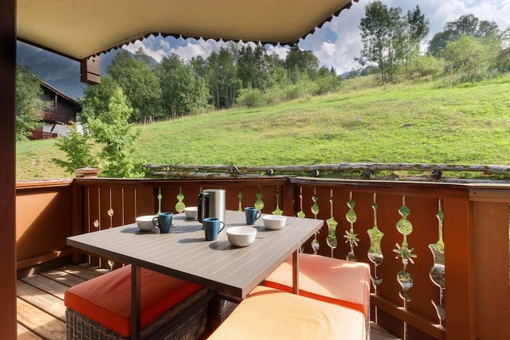 Le Grand Tetras · Close Ski Lift & Lake Chavants | - Servoz