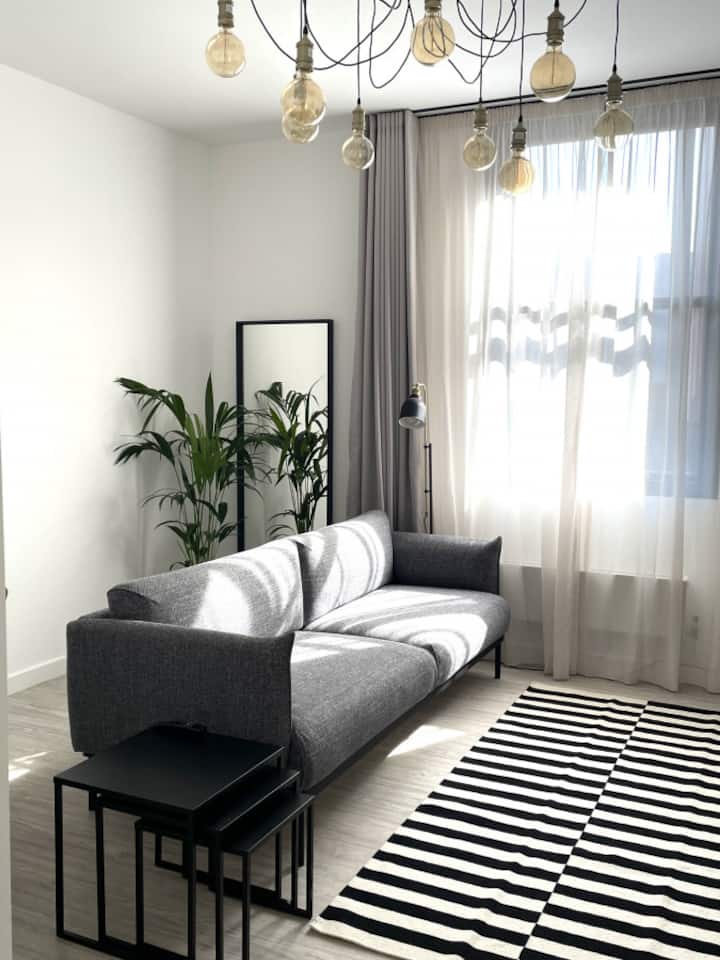 Onefivesix Unique Aparthotel 2-bed 2-bathroom - Birmingham
