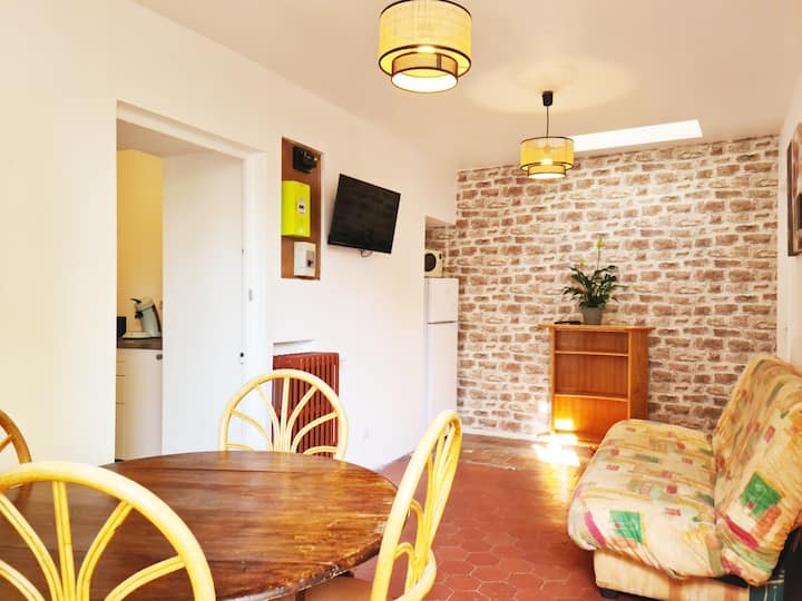 Appartement 2 Chambres, Ancien Relais De Poste - Angerville