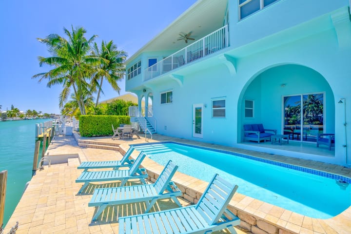 P71 - 7 Bed, 6 Bath Up/down Duplex In Key Colony! - Florida Keys
