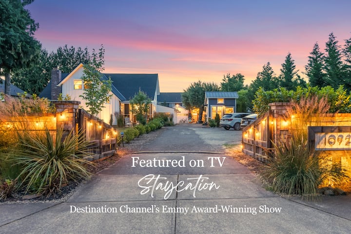 1910 Farmhouse: Chef’s Kitchen + Fire Pit + Studio - Wilsonville, OR