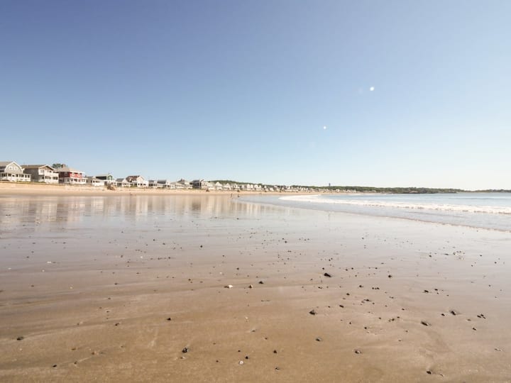 Long Beach Suites: 3 Mins Toes To Sand! - Half Moon Beach, Gloucester