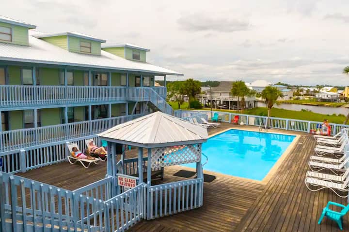 The Cove-pool-walk To Beach-king Bed-hangout Close - ガルフ・ショアーズ, AL