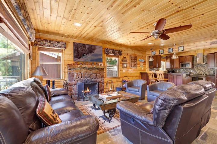 *Walk To Lake*hot Tub*game Table*views*boulder Bay - Big Bear Lake, CA