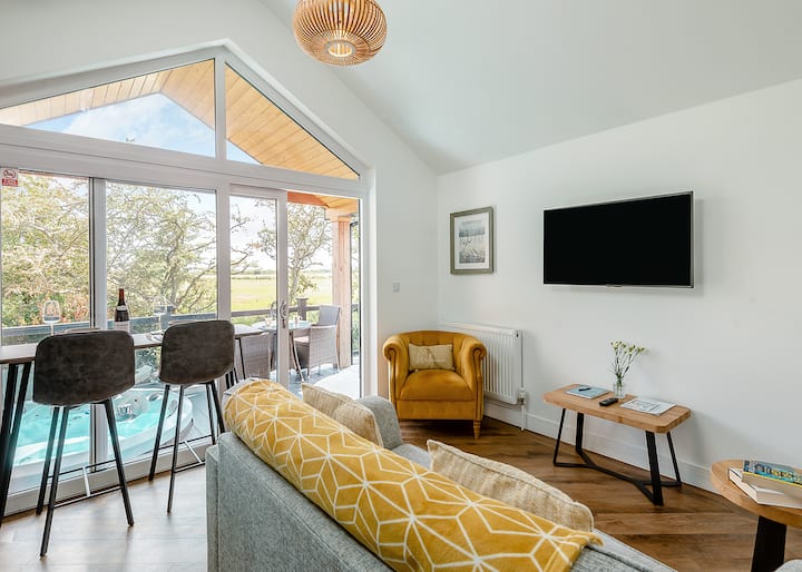 Bloom Lodge - Lincolnshire