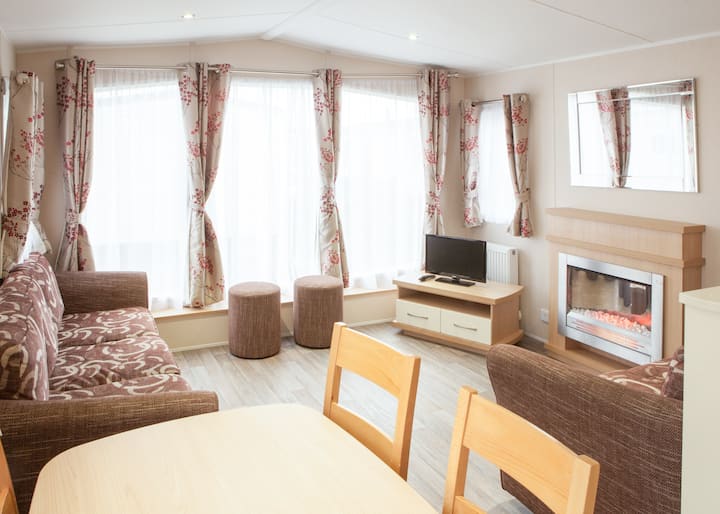 Deluxe Sierra 6 - Hunstanton