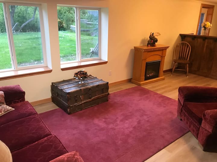 The Riverwalk House, Walk Down Suite - Quesnel