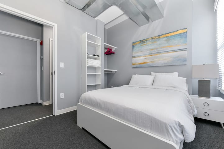 One Bedroom By Boston Common - Boston, MA