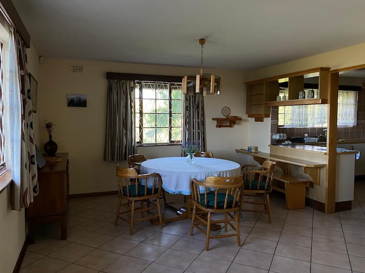 Pilot's Cabin 2 - Cathkin Park