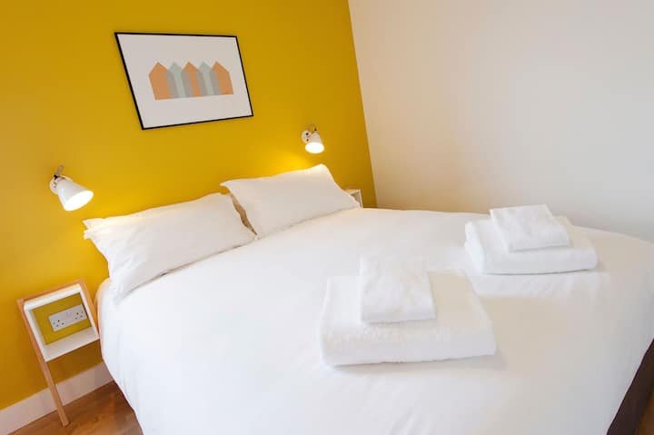Buckie - 1 Bed Luxury Studio Apartment - John o' Groats