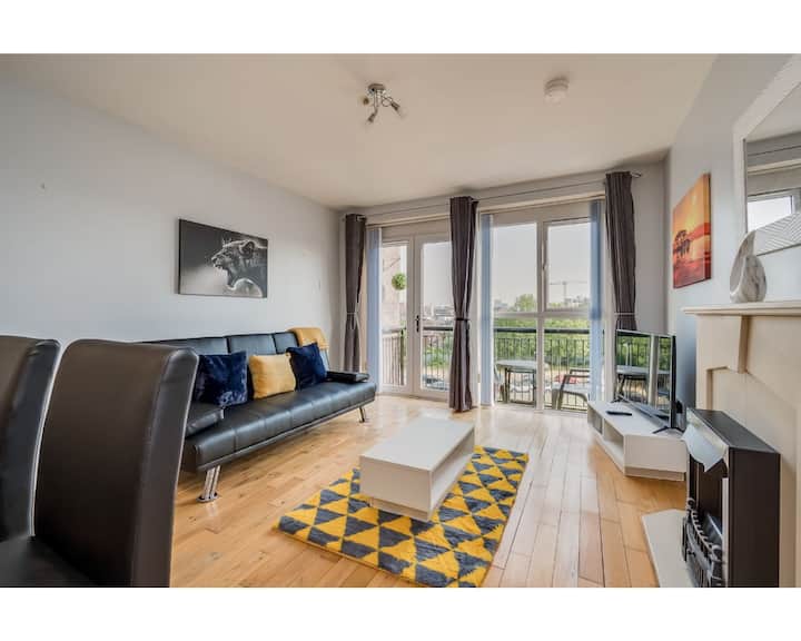 Superior Apartment By Central Belfast Apartments - Crumlin Road Gaol Visitor Attraction and Conference Centre