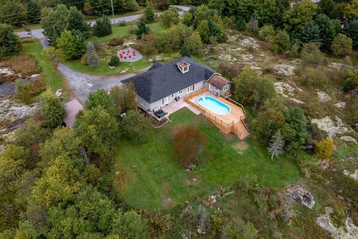 9 Best Airbnbs With Pool In Muskoka, Canada - Updated 2025 | Trip101