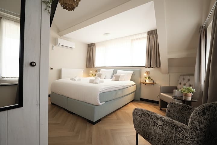 Chambre Unique, Luxueuse Et Chaleureuse | Neuve - Tilbourg