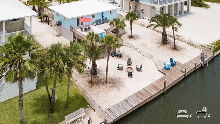 Canal-front Vacation Home W Fishing Deck | Pets Ok - Navarre, FL
