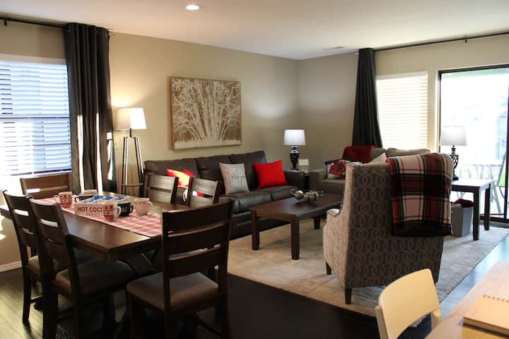Cozy Condo Centrally Located Just Off The Strip - Branson, MO