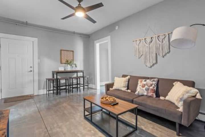 Lovely 2-bedroom Apartment In Sherman Hill-4 - Des Moines, IA