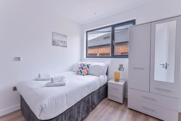 Modern And Bright Studio In Central Sheffield - Rotherham