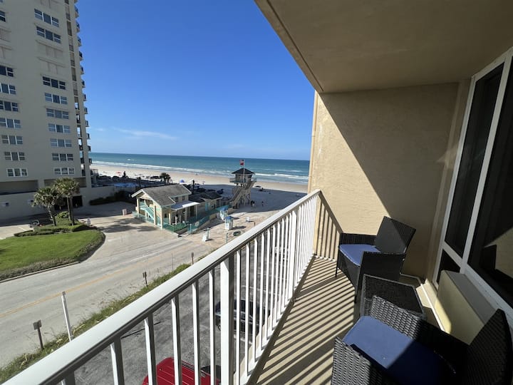 Oceanview Balcony In Piratescove, Remodeled, Oven - Port Orange, FL