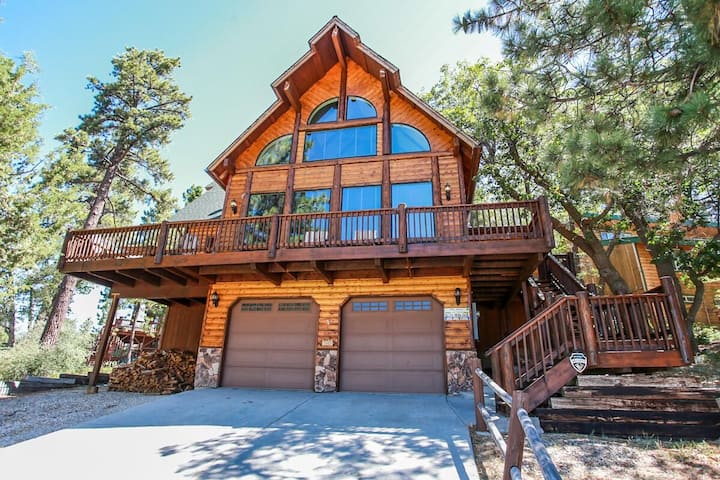 *Black Diamond Chalet*ski/hike/golf*hot Tub*games* - Big Bear Lake, CA