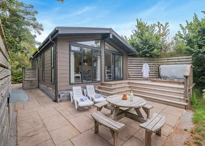 Rabbits Warren Lodge - Bridgwater