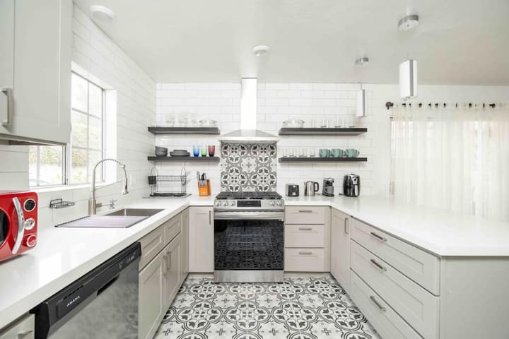 Modern 3br Chula Vista Home Near Gaylord Resort - Chula Vista, CA