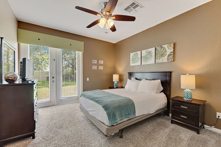 Vista Cay Resort, Next To Universal #821 - Orlando, FL