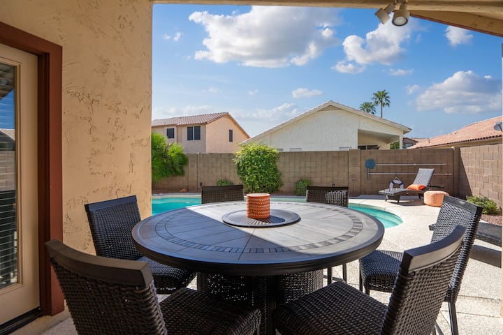 Peoria Getaway: Cozy 3-bedroom Home W/ Pool - Sun City, AZ