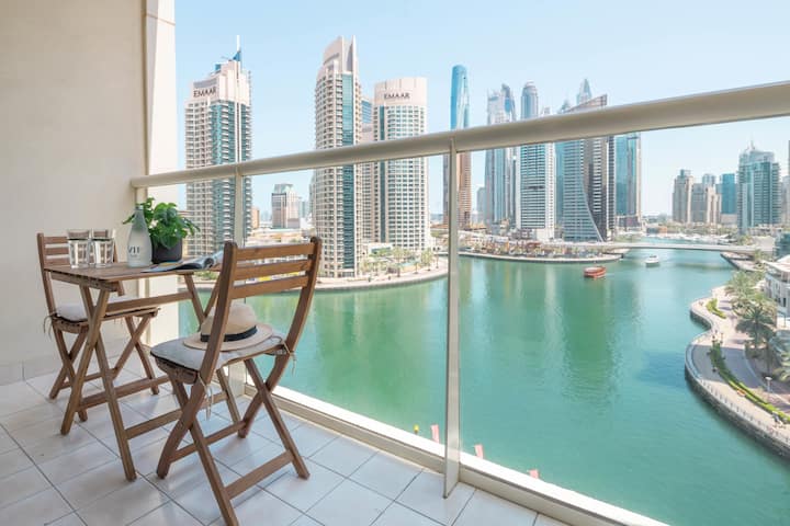 Spacious Studio With Stunning Marina Views! - Dubai Marina