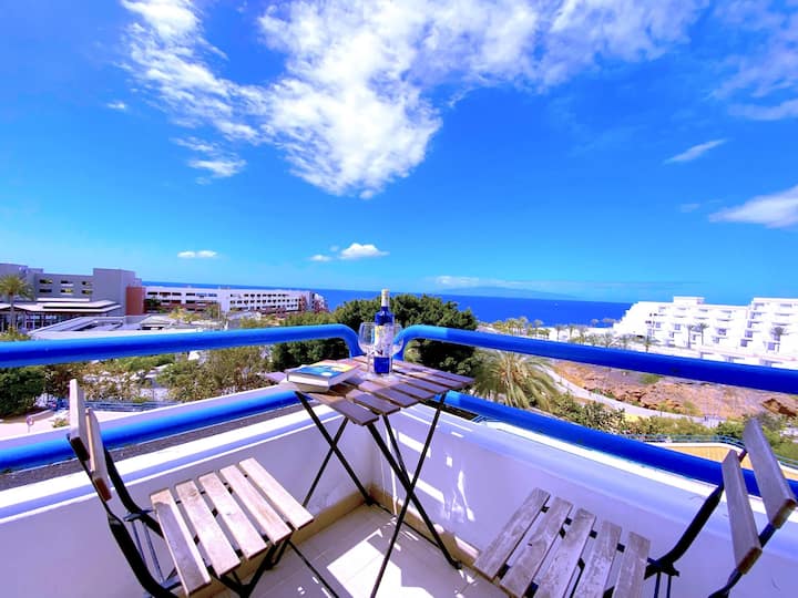 1-bedroom Apartment Right At The Ocean Side - Tenerife