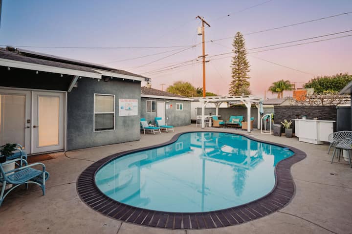 Coastal Lagoon | Pool Heating | Games | Air Hockey - Long Beach, CA