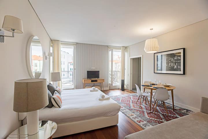 Palácio Das Cardosas Studio By Lovelystay - Porto