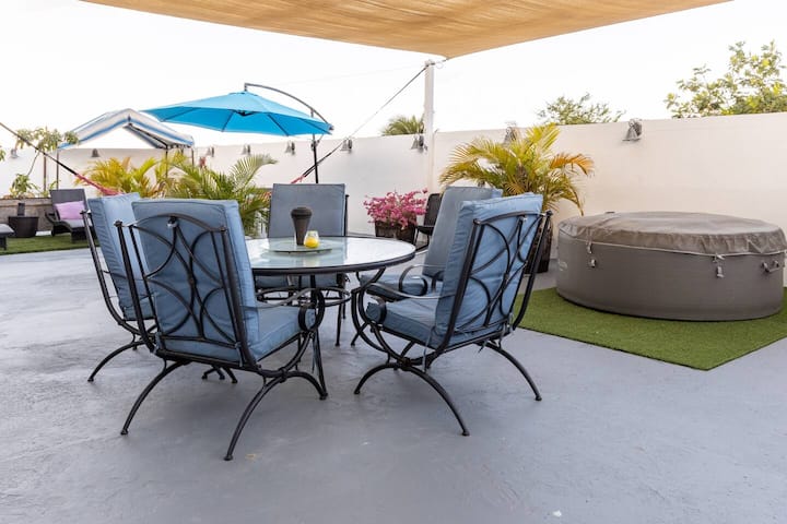 Oasis Terrace! 15 Guest Near Beach. Huge Terrace! - Portoryko