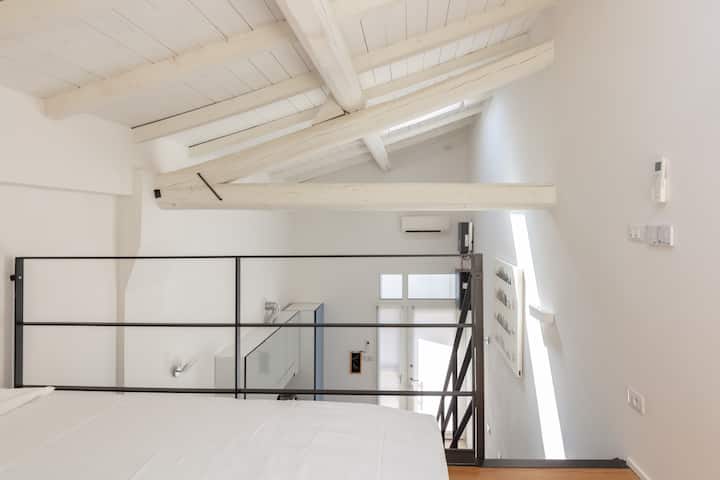 Ecoloft Bologna - Best Choice - By Host4u - Bologna