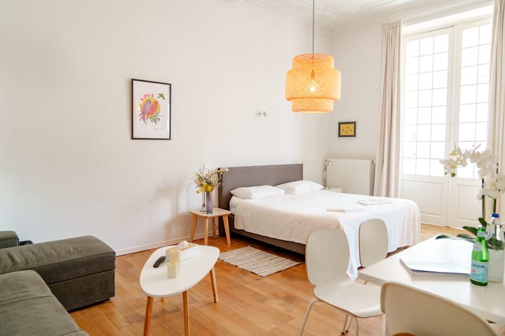 10min→ Sablon / Netflix /Nespresso/ Smart Tv/ High Quality Bed - Dilbeek