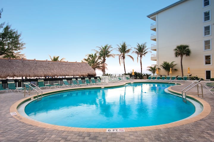 Wyndham Royal Vista Resort |1br/1ba King Bed Suite - Pompano Beach, FL