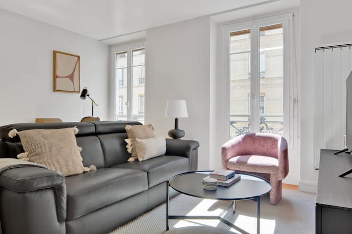 Blueground | Ecole Militaire, Near Eiffel Tower - Issy-les-Moulineaux