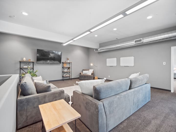 Chic 2-bedroom Condo With Private Patio - Spokane, WA