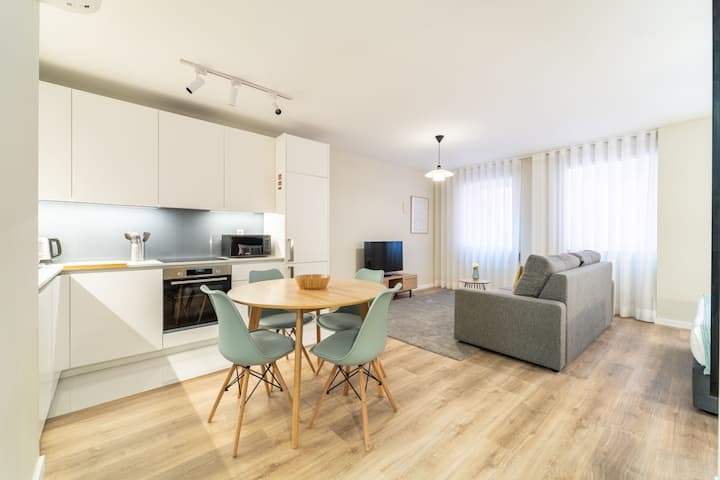 On The Square Studio - City Center By House And Pe - Braga